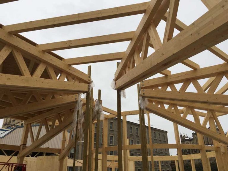 Estructura radial de madera para pabellón infantil – e-STRUC