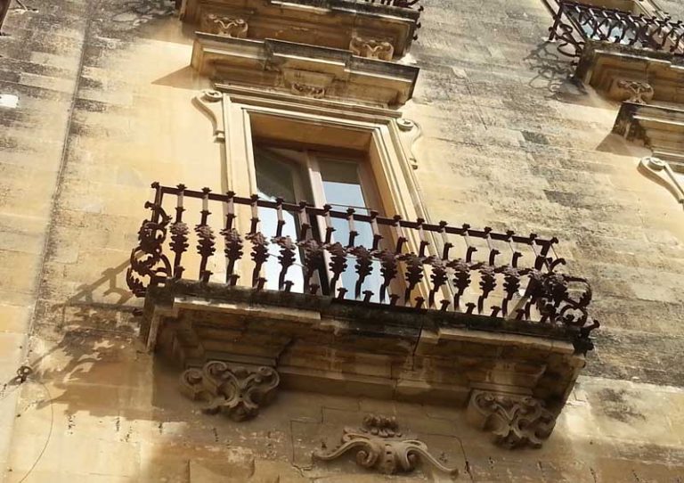 Ménsulas barrocas en Lecce, la Florencia del Sur – e-STRUC